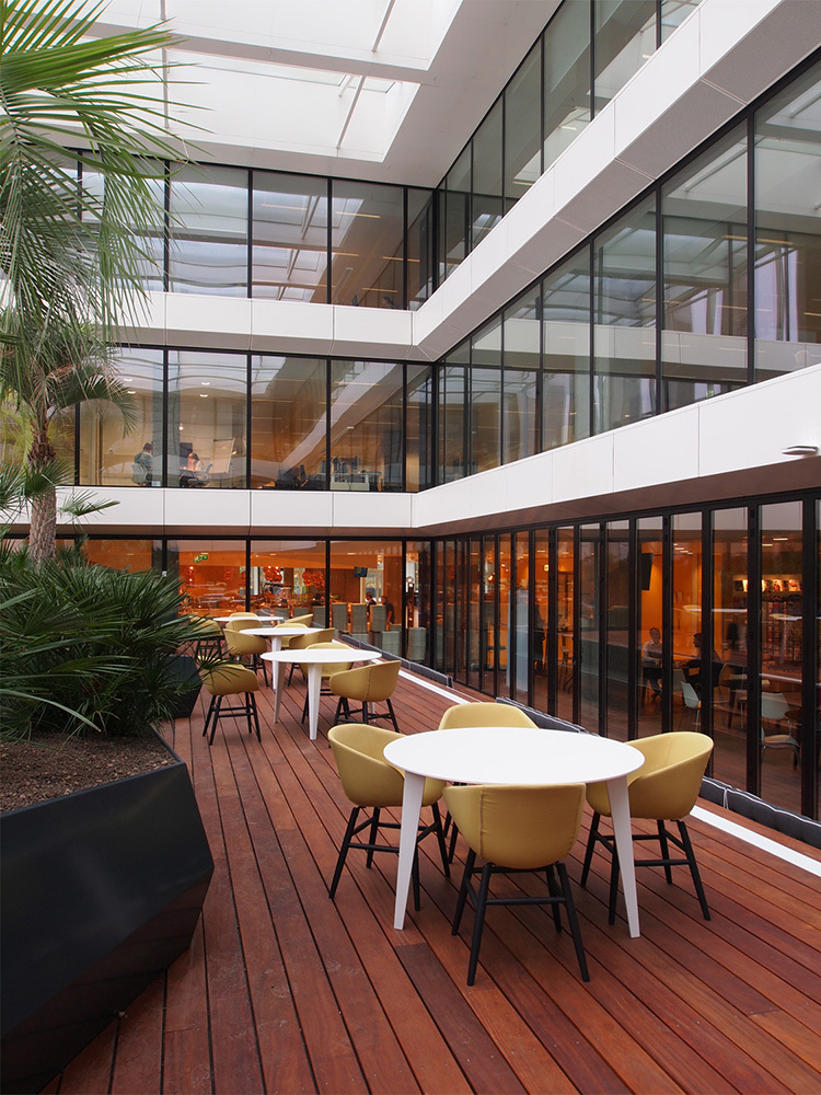 Umbau der ASR-Hauptgeschäftsstelle in Utrecht - metallbau