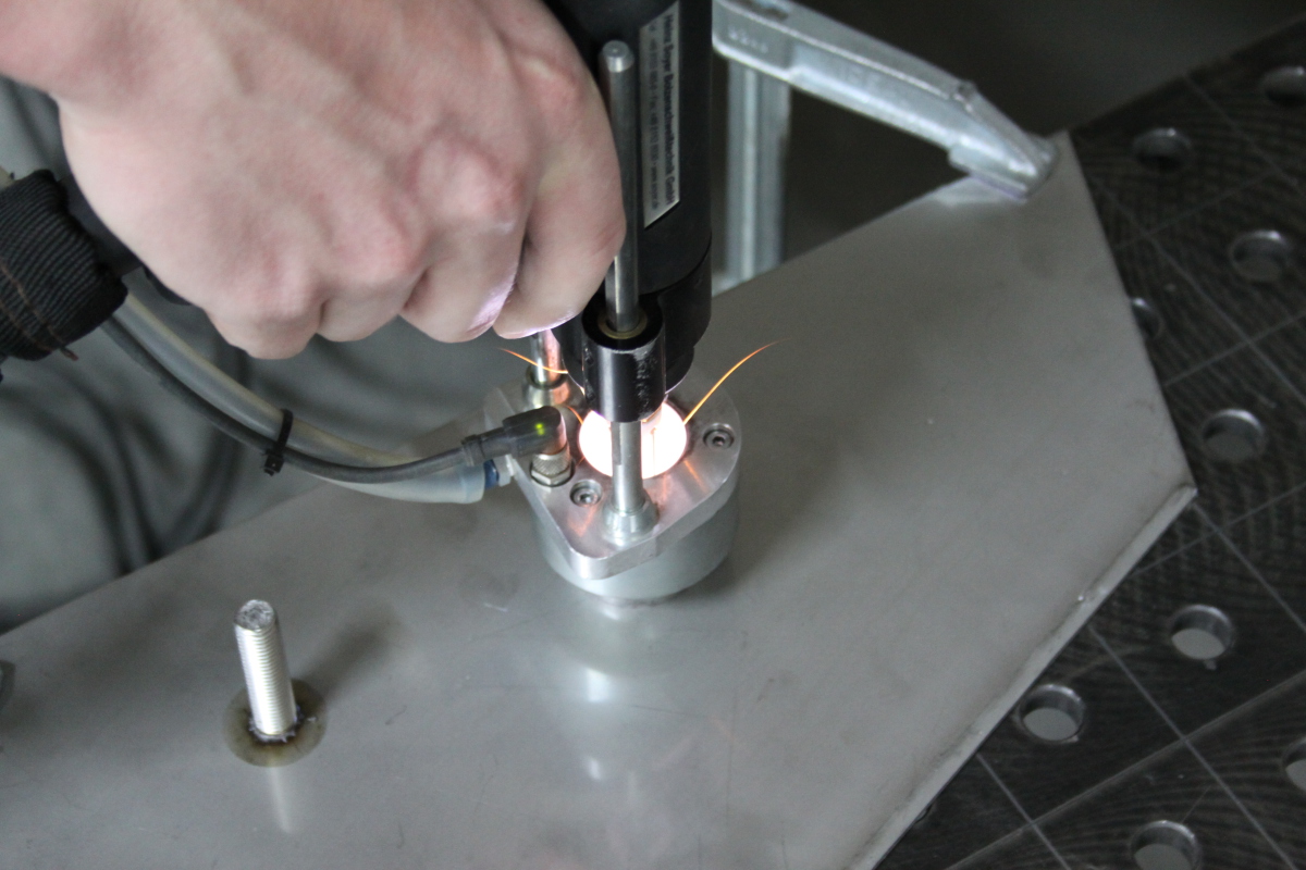Bolzenschweißverfahren SRM - metallbau