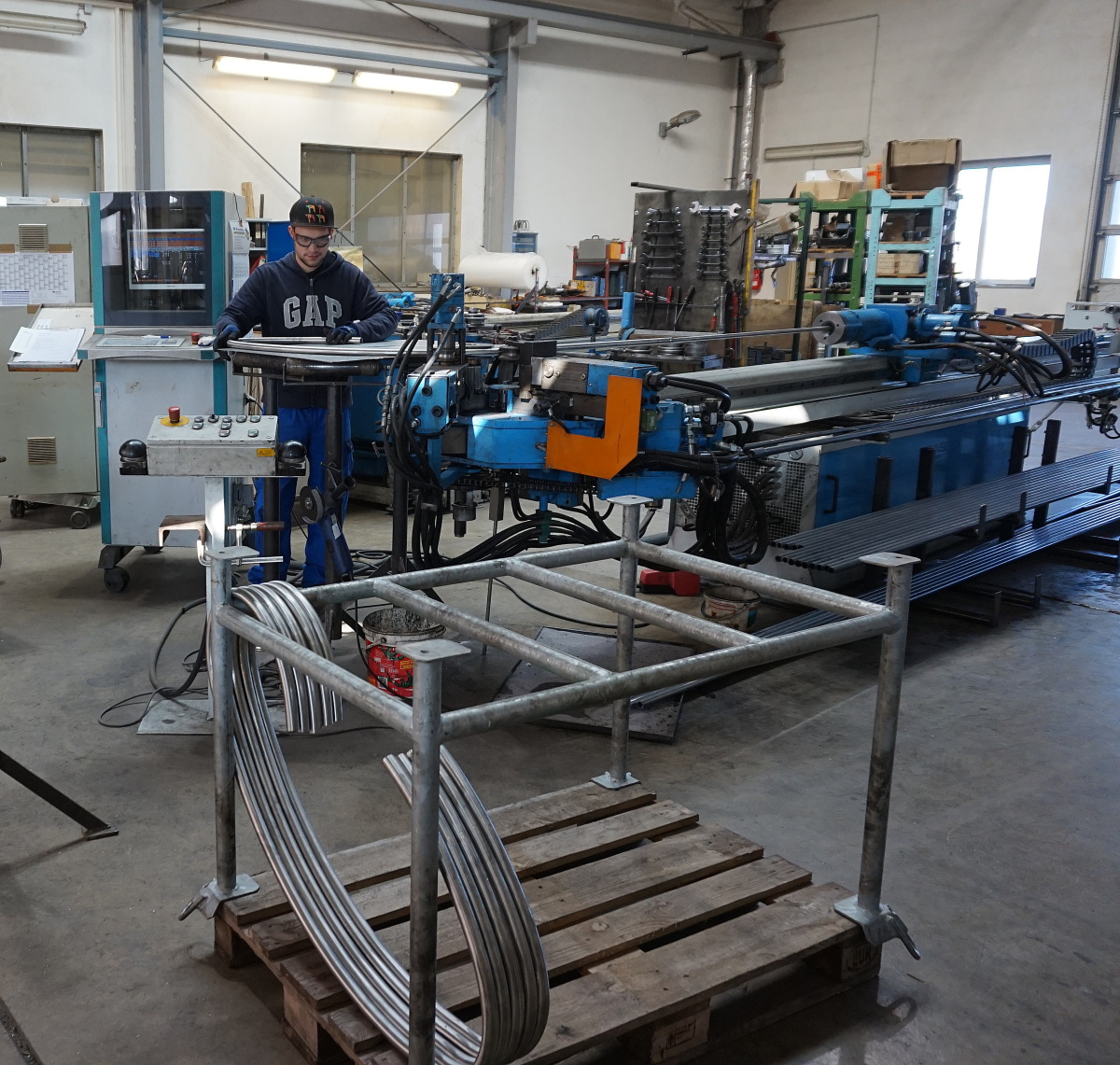 Biegetechnik & Metallbau - metallbau