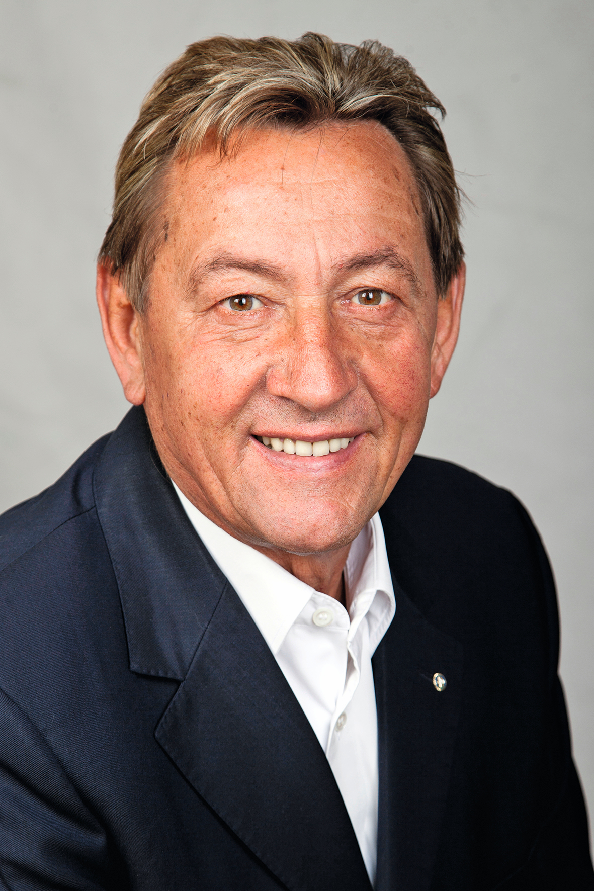 Walter Lonsinger Vom AIUIF Metallbau