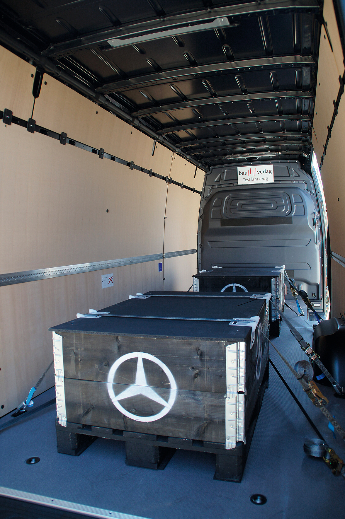 30 Jahre Mercedes-Benz Sprinter - metallbau – Fachzeitschrift ...